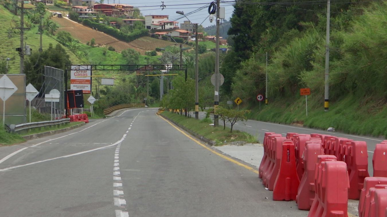 Cerca De 15 000 Vehículos Dejaron De Circular Por Las Vías De Antioquia