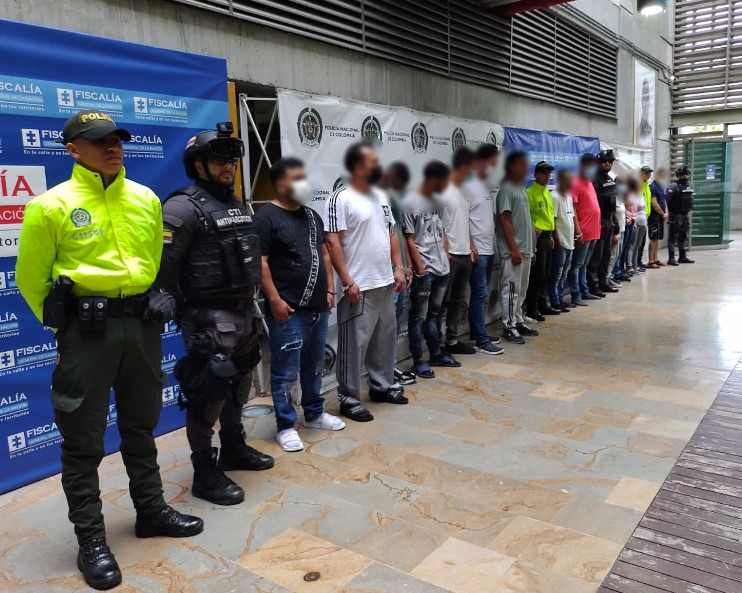 Golpe A Banda De Asesinos Del Centro De Medellín 30 Personas Detenidas