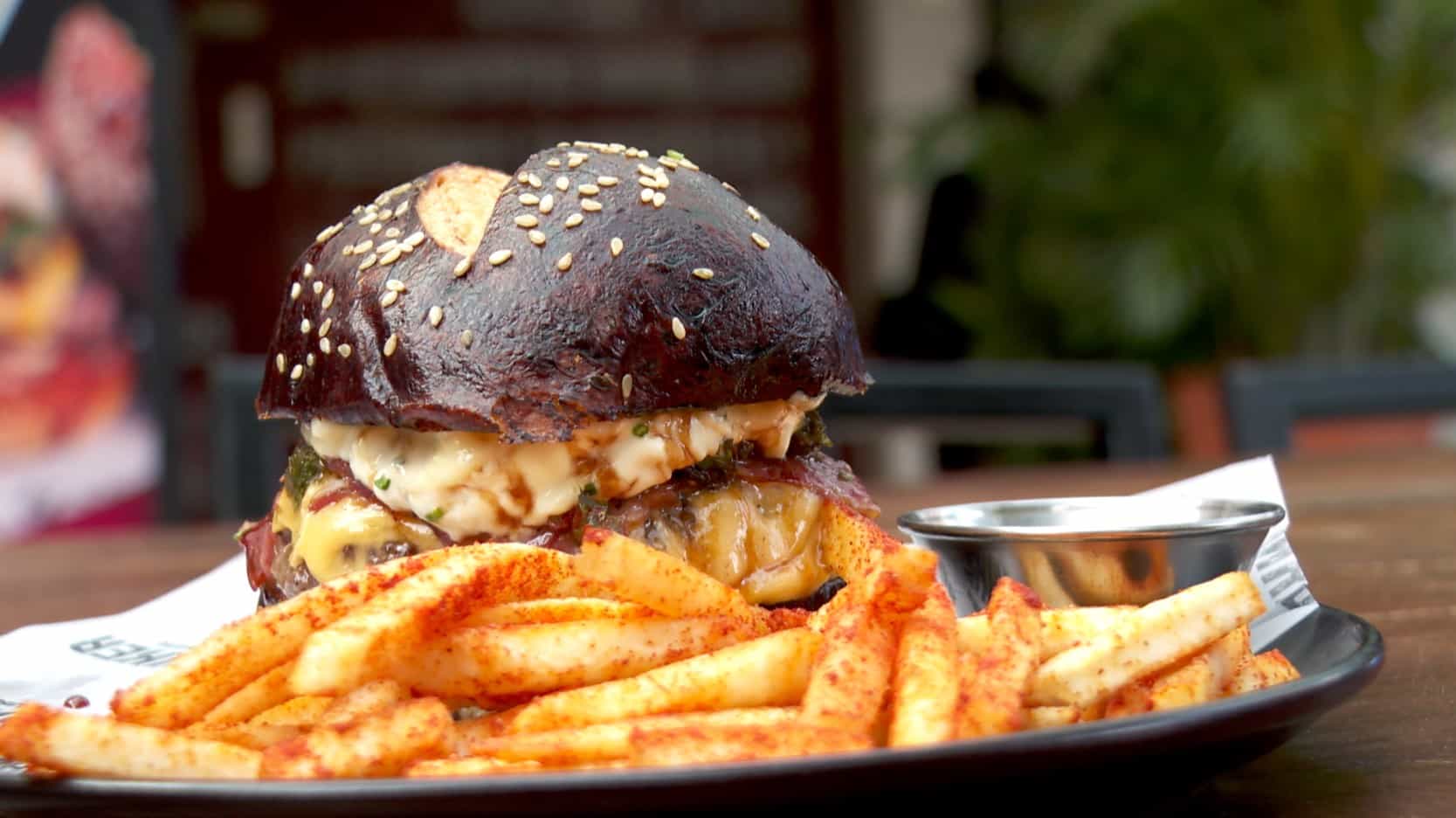 Conozca la 'Bacon beef' de Bunker Burger, ganadora del Burger Master 2026